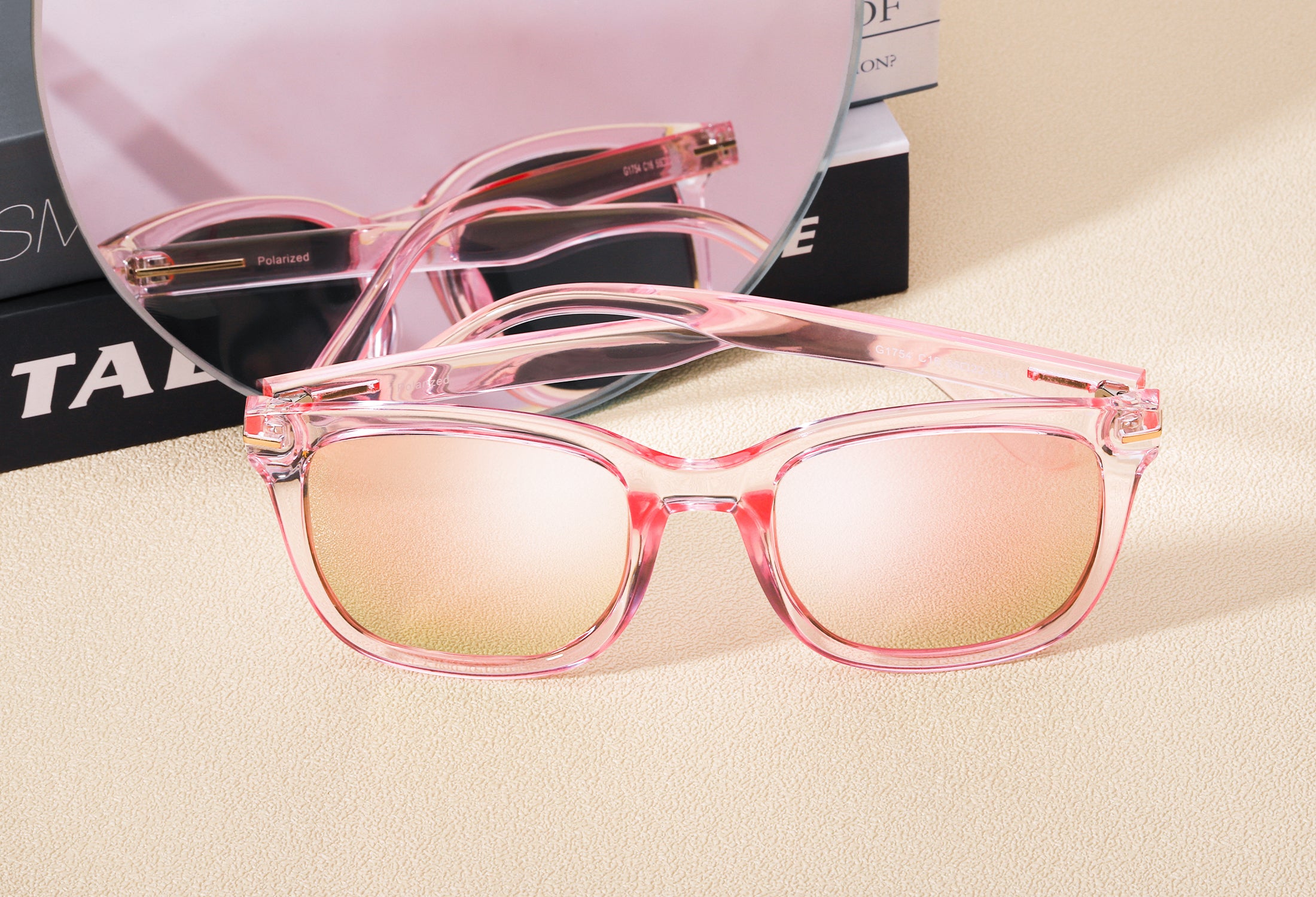 Everything You Need To Know About Mirrored Sunglasses – LVIOE